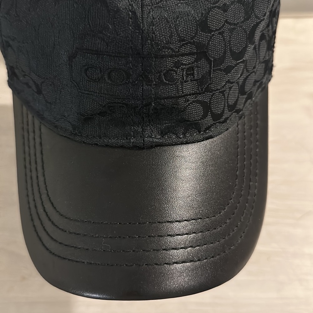 Coach Signature Jacquard Cap Leather Brim - Gem